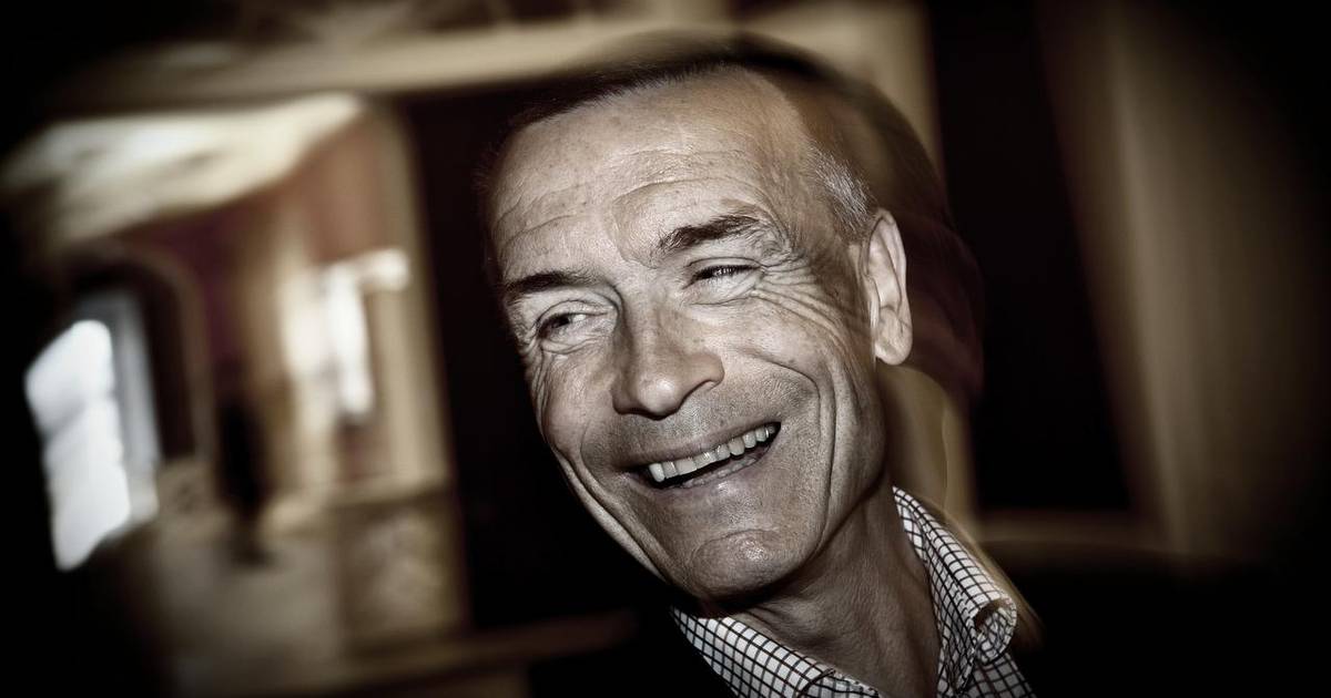 Konservativ partiveteran trækker igen i trøjen - Jyllands-Posten