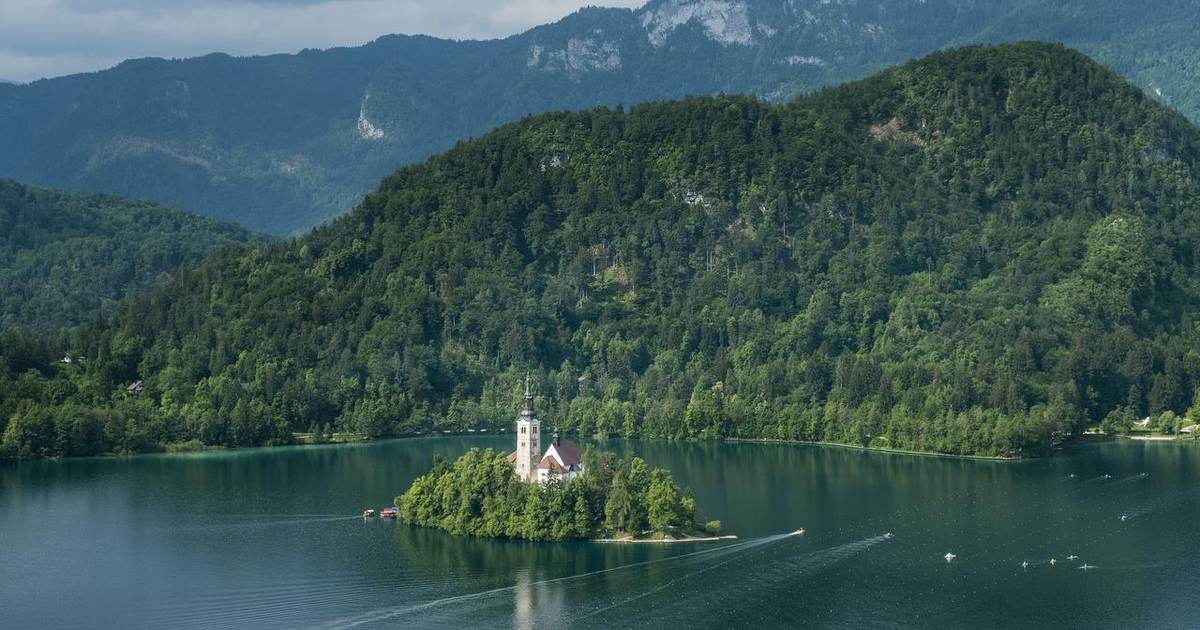 Når Tito ville prale af Jugoslavien, tog han gæsterne med til Bled - Finans