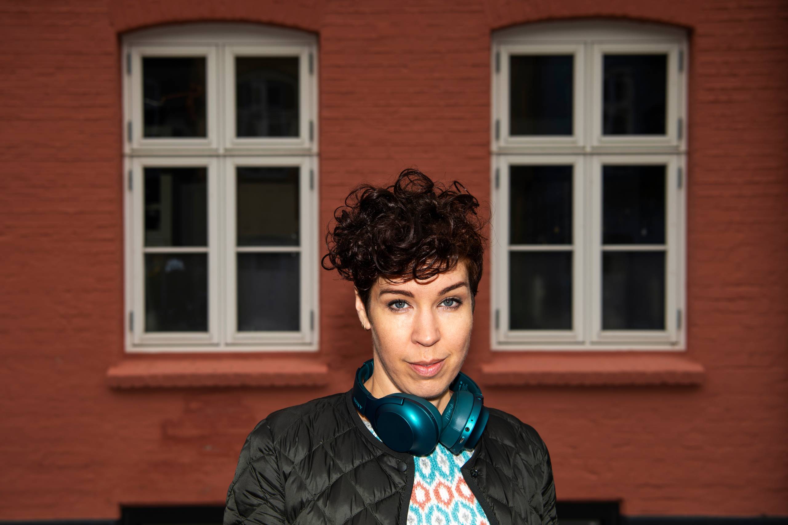 Hun synger nytåret i gang med festlige arier - Jyllands-Posten