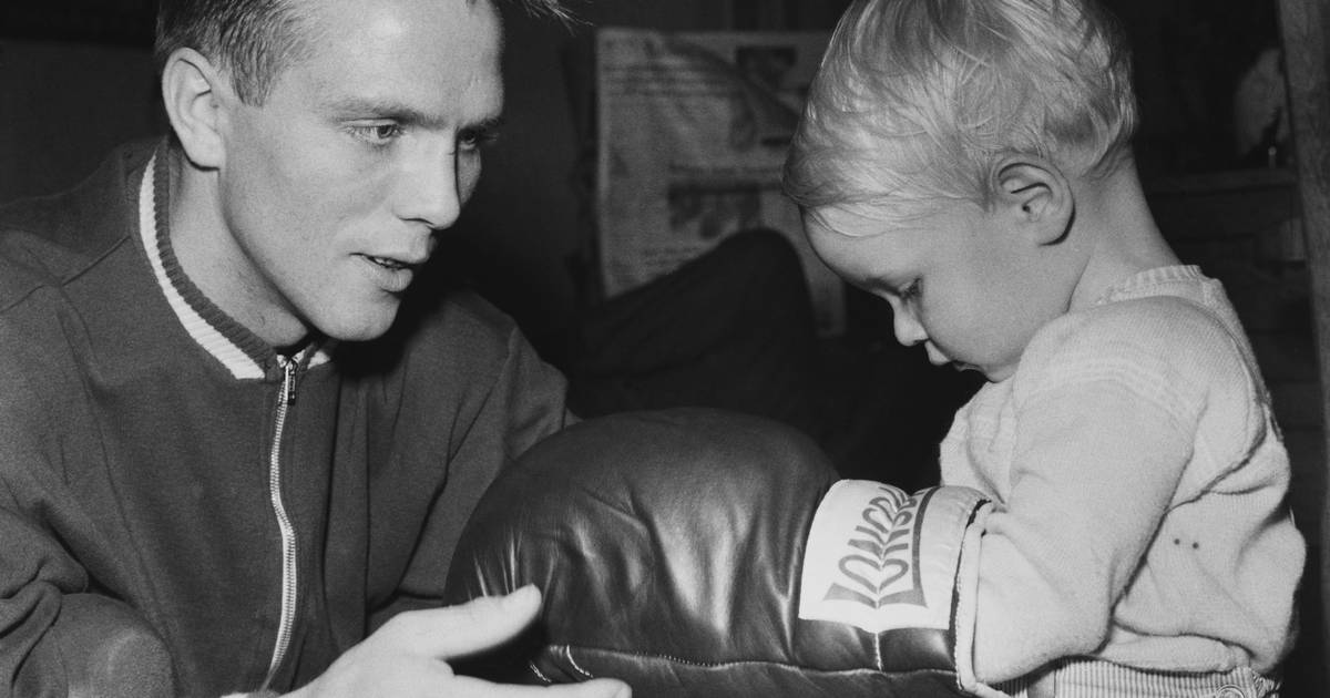 Bokselegenden Børge Krogh er død - Jyllands-Posten