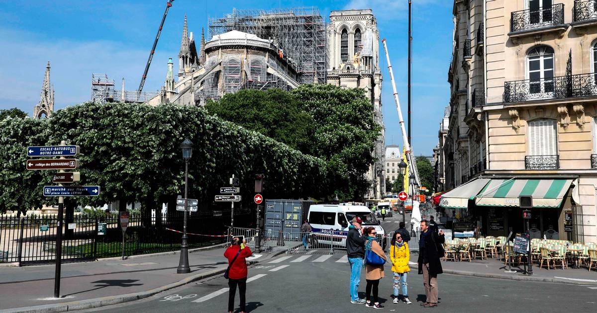 Paris ramt af blyforurening efter branden i Notre-Dame