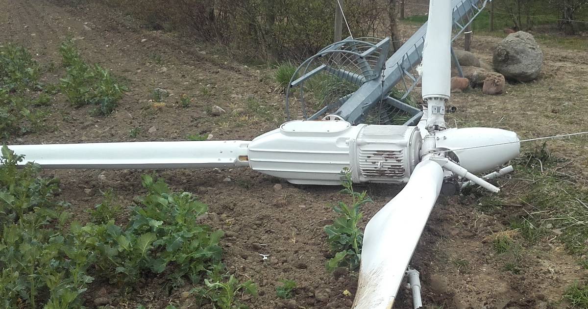 Vindmøller opsat i Danmark vælter - Jyllands-Posten