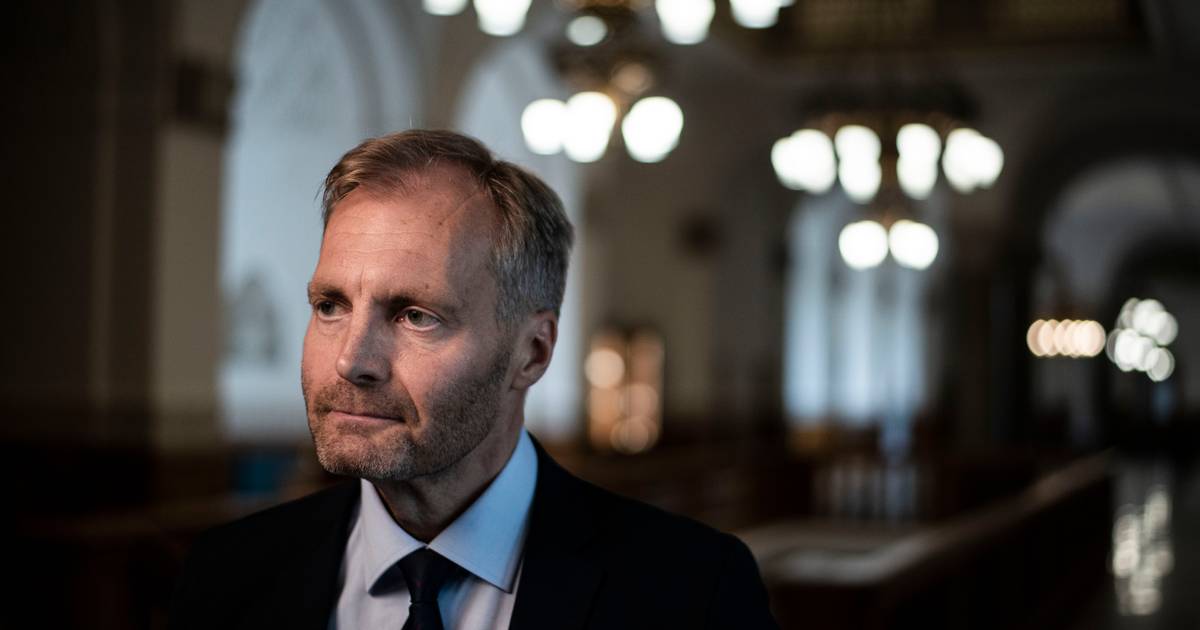 Flere partier vil stoppe orlov med løn til lokalpolitikere - Jyllands-Posten