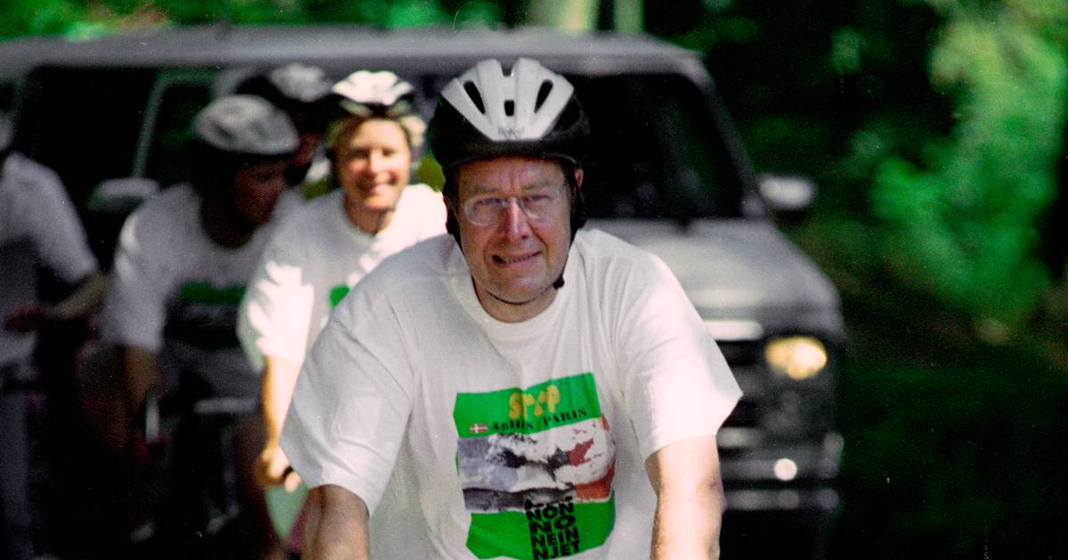 Nyrup Rasmussen huskes for cykelhjelmen. Men han er også en af de ...