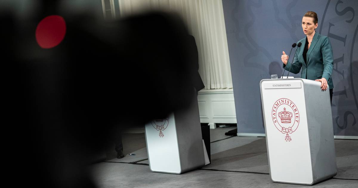 Myndigheder anbefaler en måned mellem hvert trin i genåbning - Jyllands ...