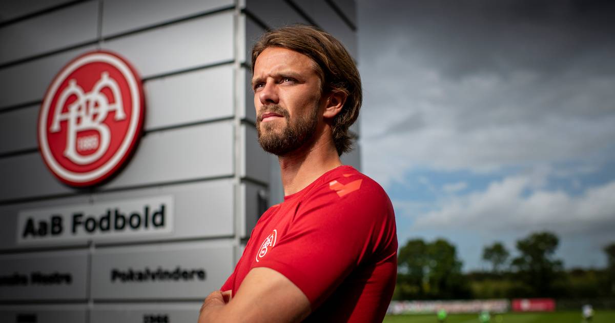 Engang startede han altid balladen: Nu bliver "kronprinsen af Aalborg ...