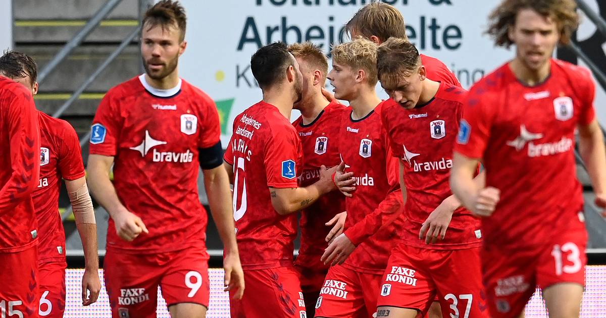 AGF: 29 afslutninger, 2 mål, 3 point og en hånd på bolden til sidst ...