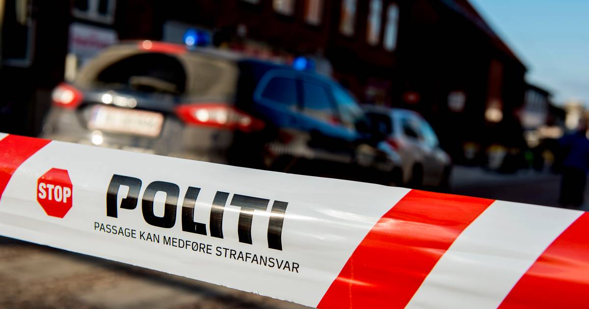 Kampklædt politi er rykket ud til aktion i Esbjerg - Jyllands-Posten