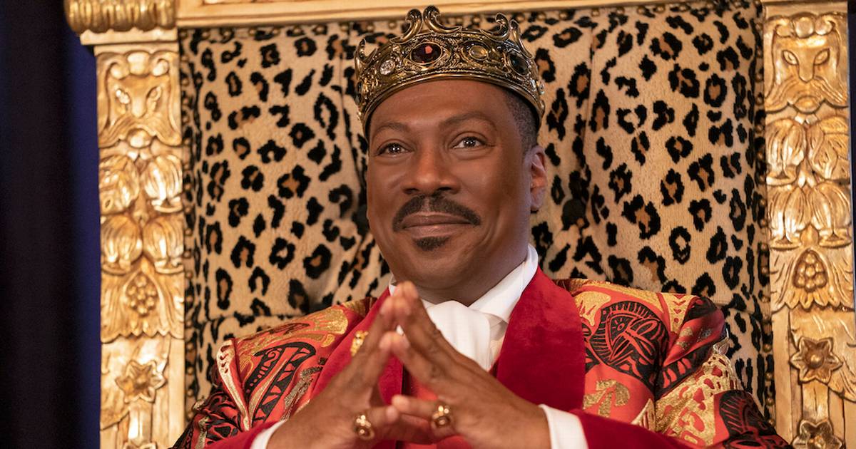 Eddie Murphy hygger sig i "Coming to America 2", mens vi krummer tæer