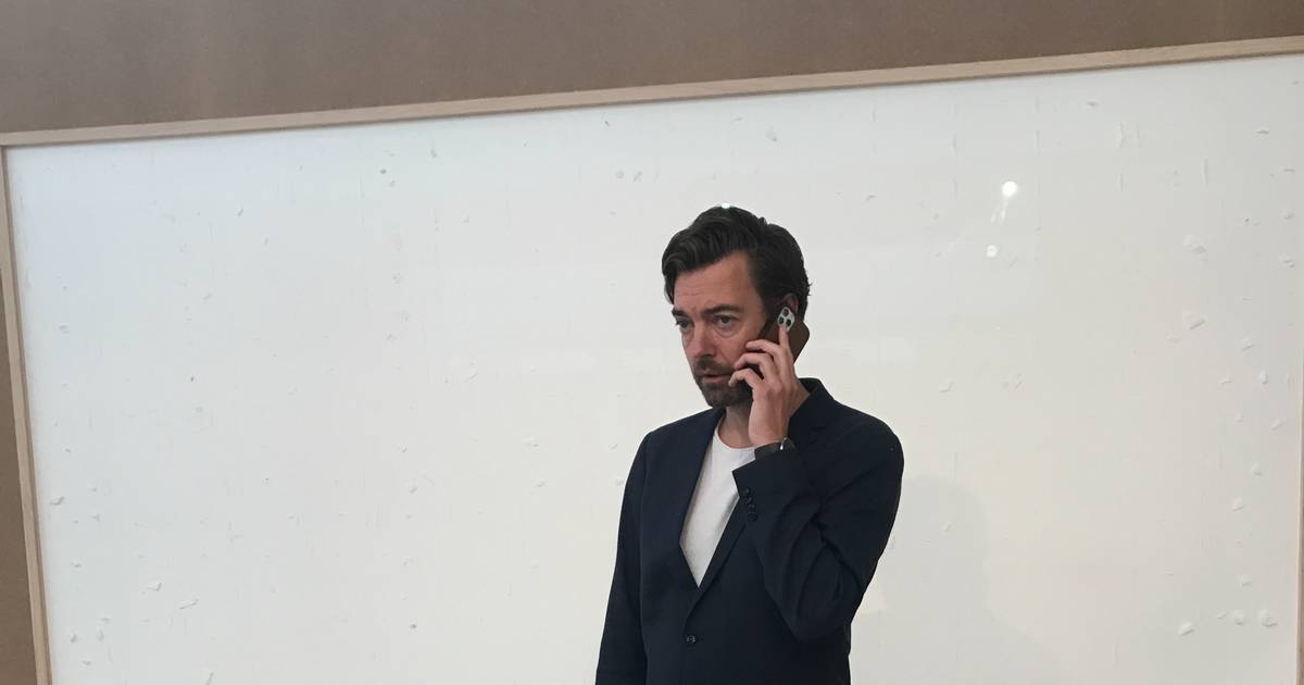 Museet Kunsten i Aalborg har lånt Jens Haaning 550.000 kr. til dette ...