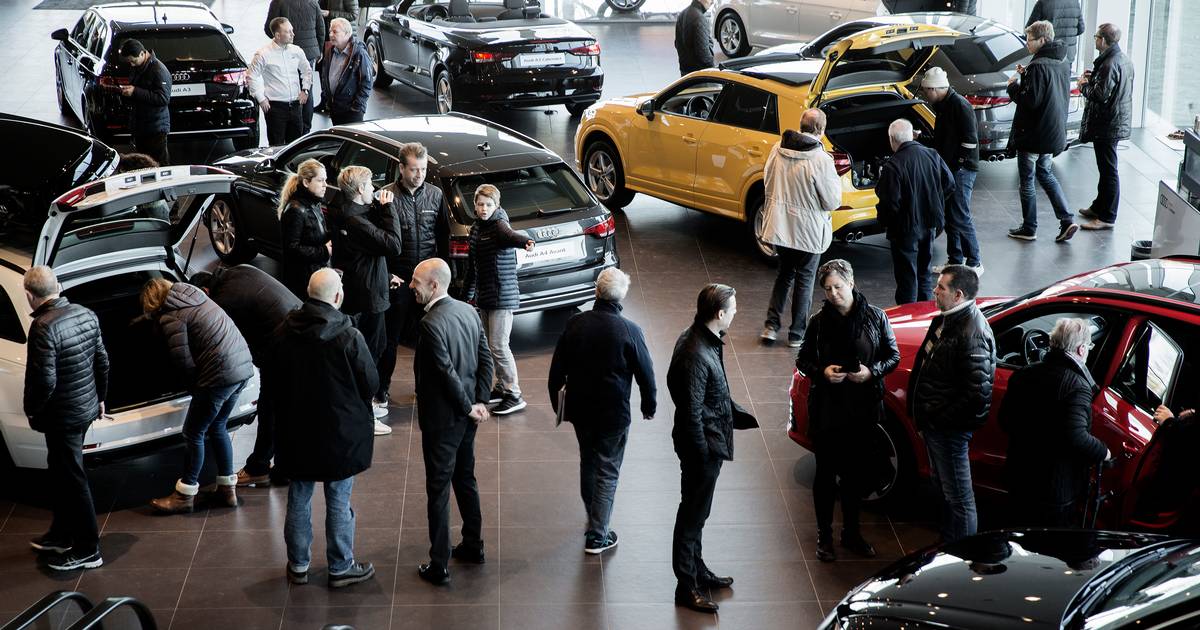 Nye biler er blevet meget mere sjældne i Danmark - Finans