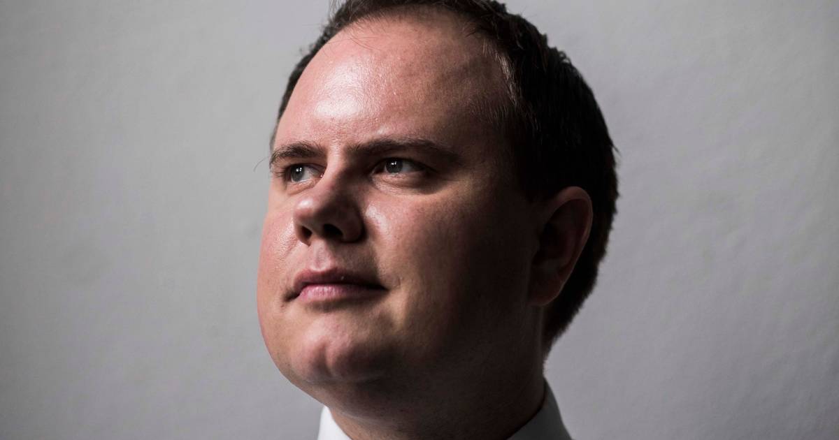 Martin Henriksen forlader DF's hovedbestyrelse - Jyllands-Posten