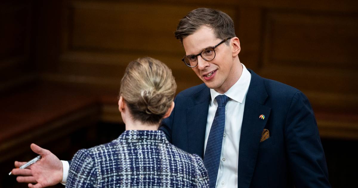 Partier vil hjælpe afhoppere fra Kreml og den russiske hær