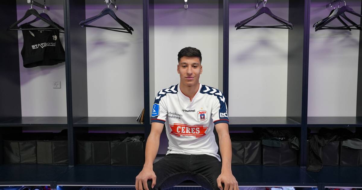 Yngste debutant for AGF i Superligaen: »Nu bliver fokus, at jeg skal ...