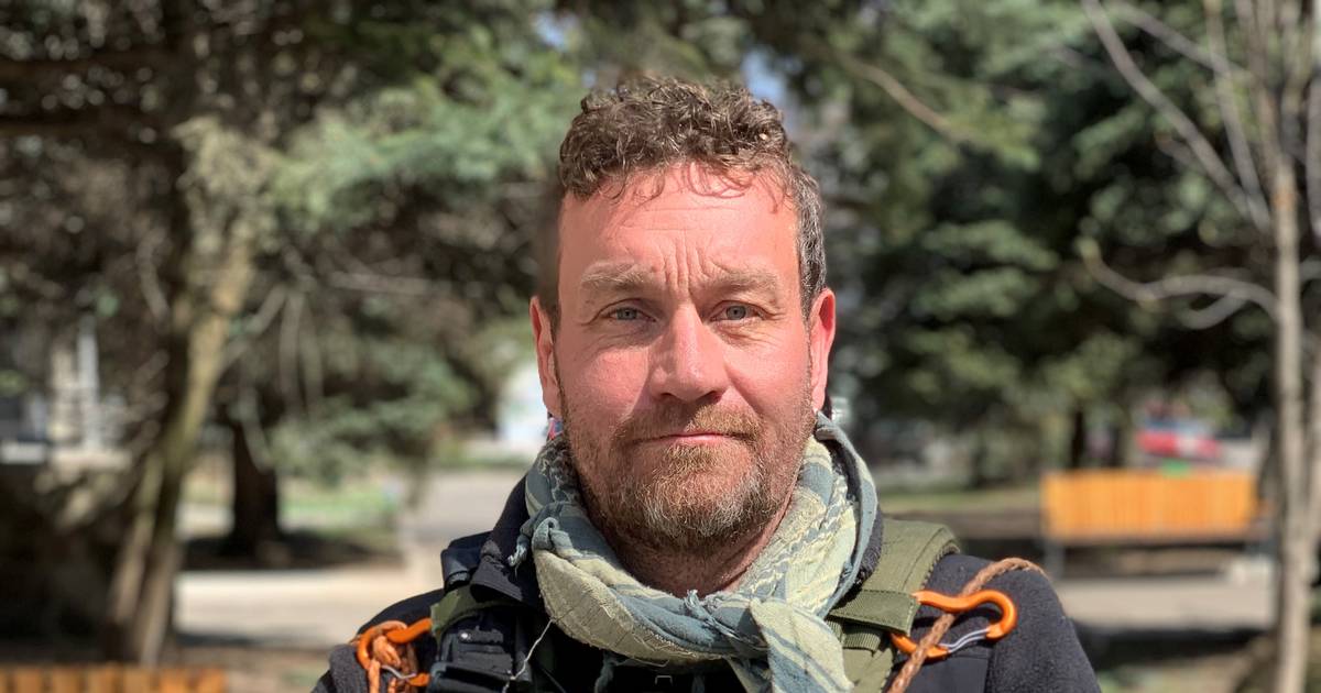 Ny tapasbar får krigsbilleder på væggen: Jacob Steentoft kaster sig ind ...