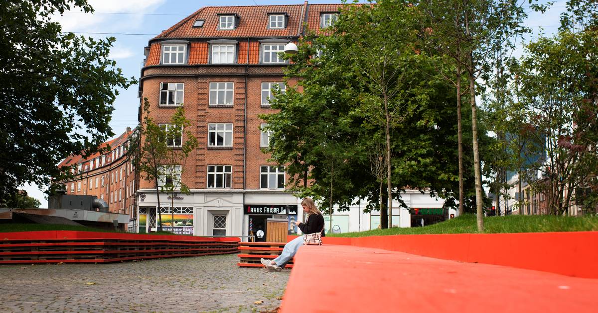 Vesterbro Torv er et eksperiment, men bilerne udfordrer byrummet ...