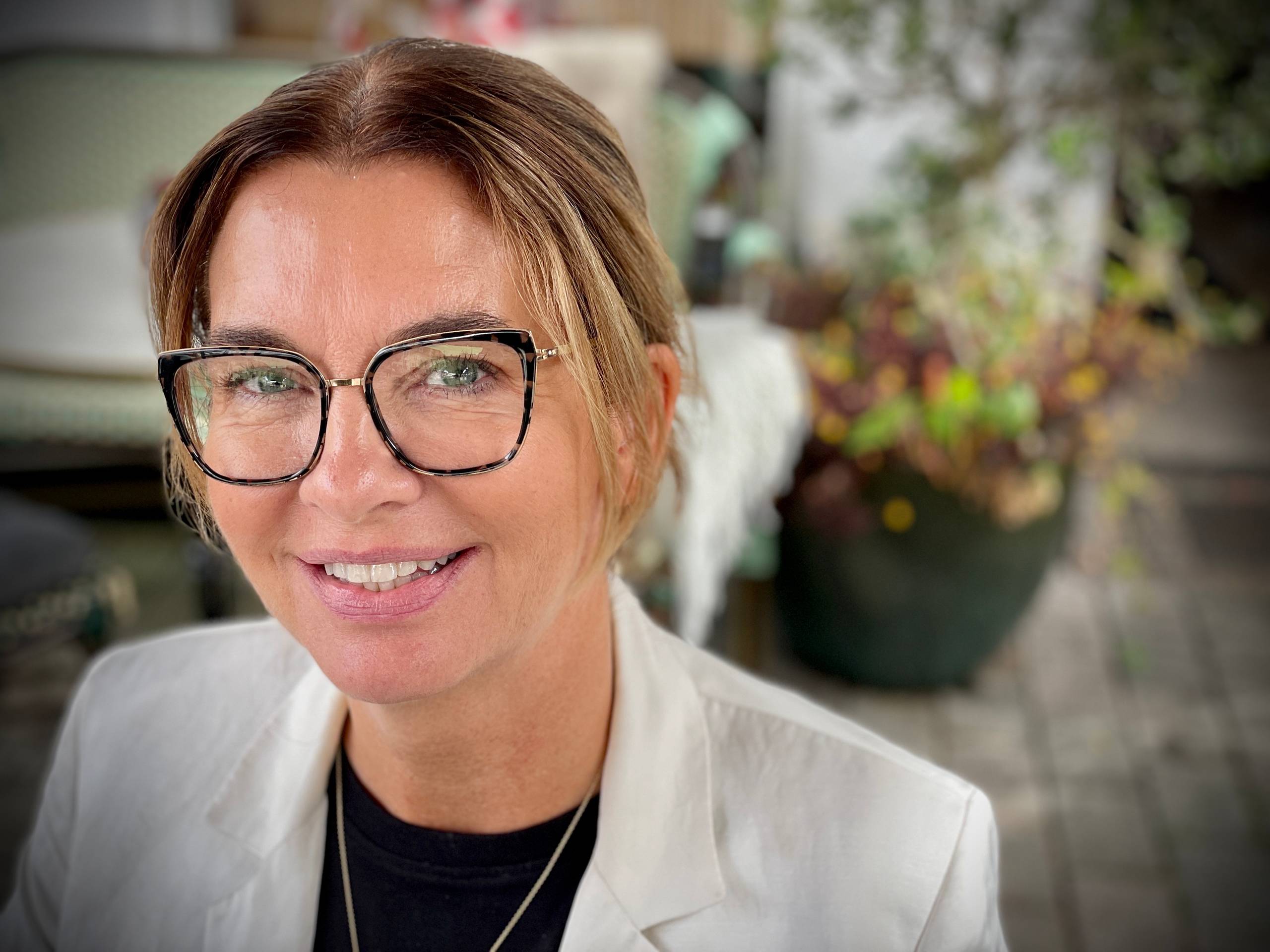 Hun svæver over vandene: Snart tre beværtninger på Nytorv har Ann Britt Bach i spidsen ...