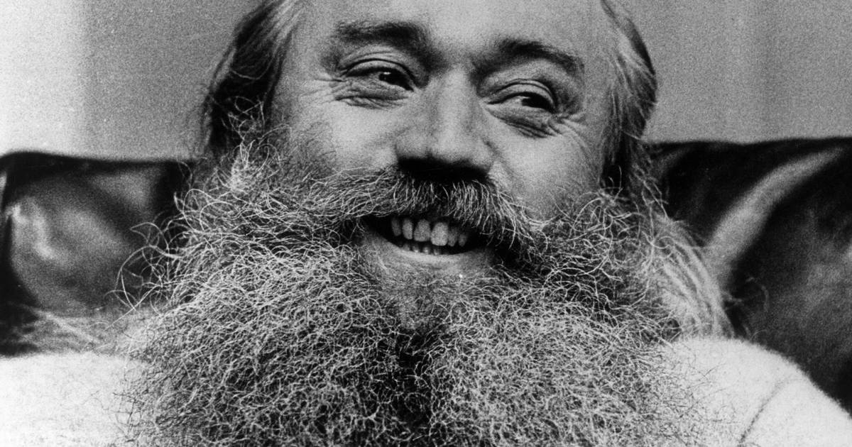 Kan man have en plads opkaldt efter en mand som Simon Spies?