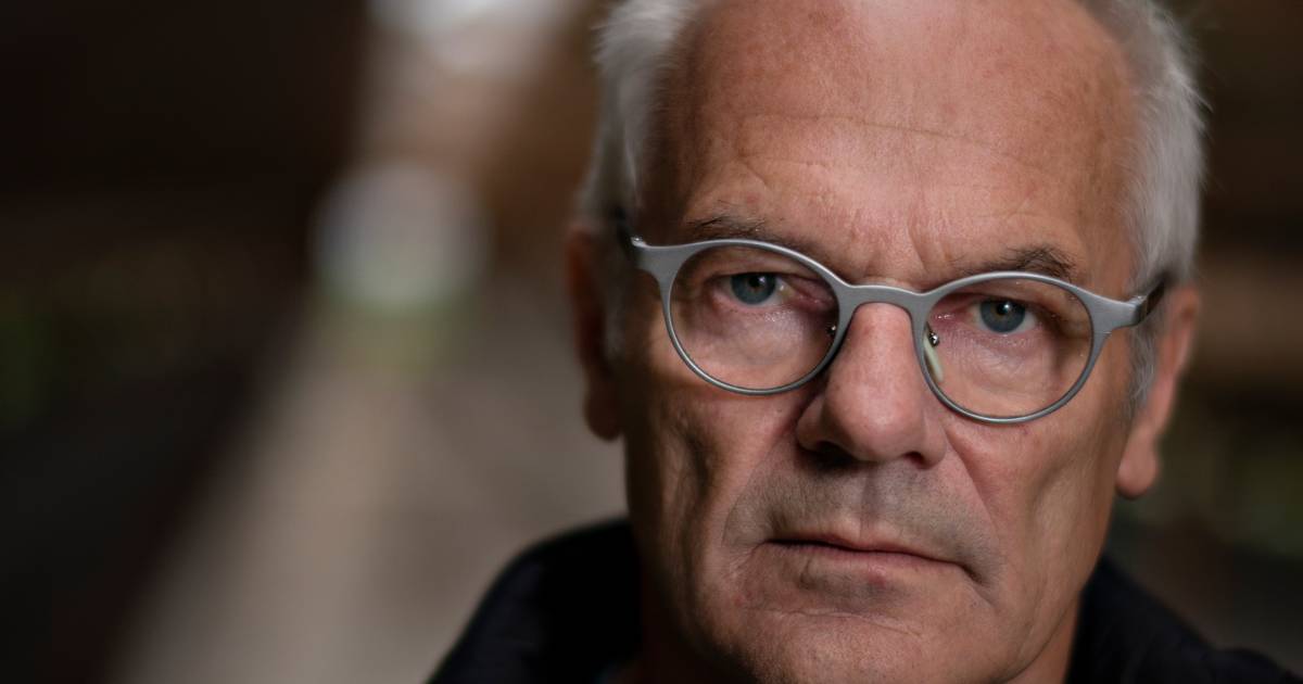 Minkformand til Bertelsen: Se dig i spejlet og forlad jobbet - Jyllands-Posten