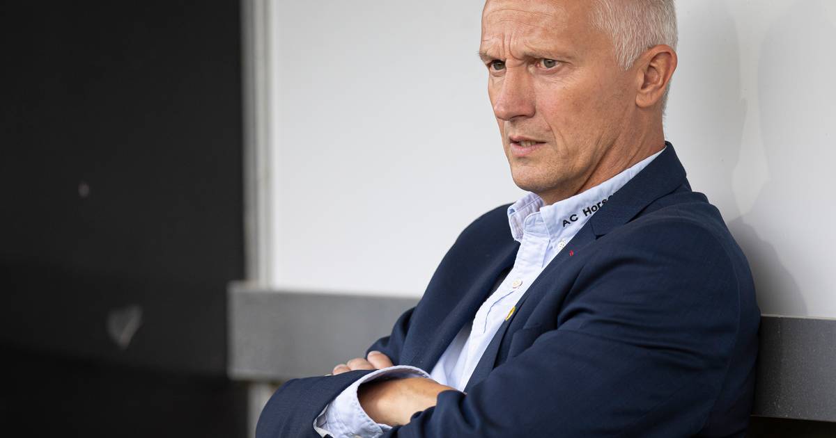 »Tiden begynder at løbe ud«: Sportschef jagter »mere end én« ny spiller ...