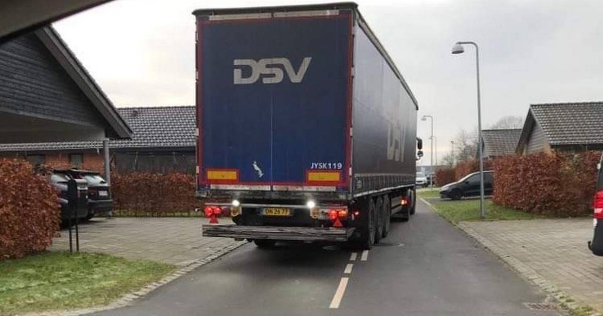 Hver dag forvilder DSV-lastbiler sig ind på blind vej fyldt med ...