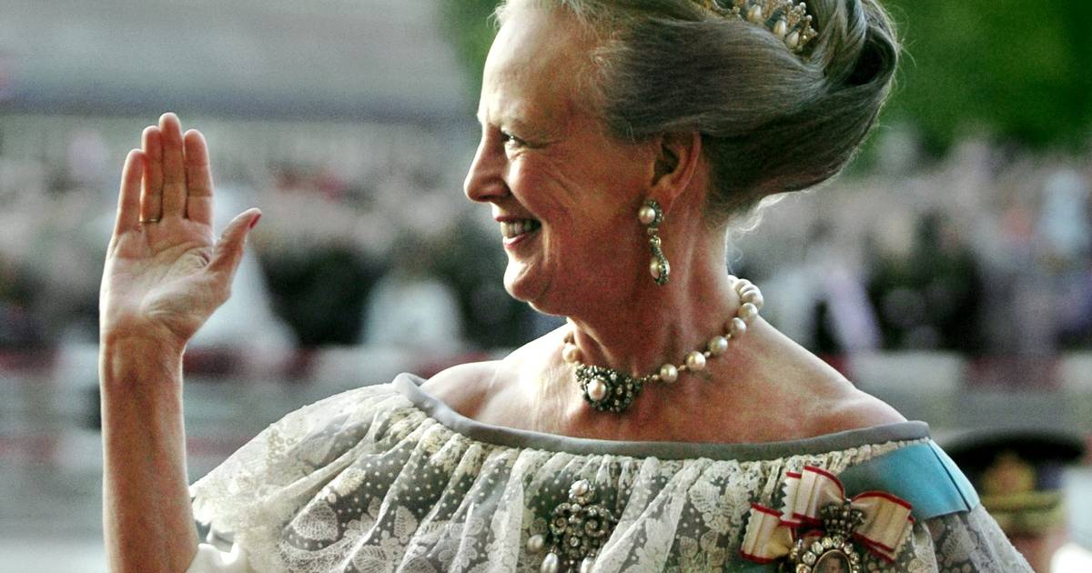 Født som et lys i mørket – og Danmarks dronning i 52 år - Jyllands-Posten