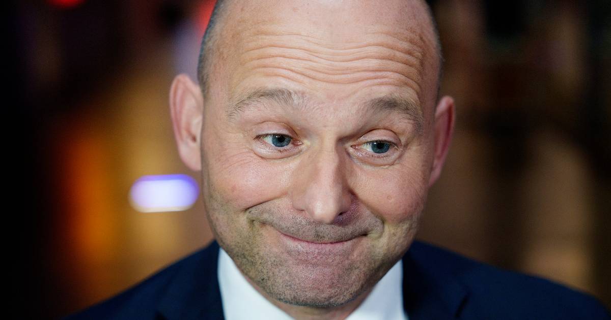 Borgerlige partier sår tvivl om Papes store plan - Jyllands-Posten