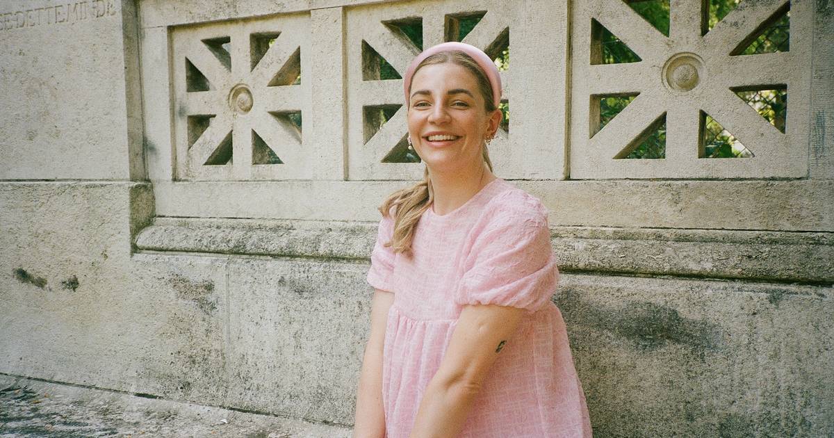 Molly Egelind har arbejdet med skuespil siden hun var barn – på scenen ...
