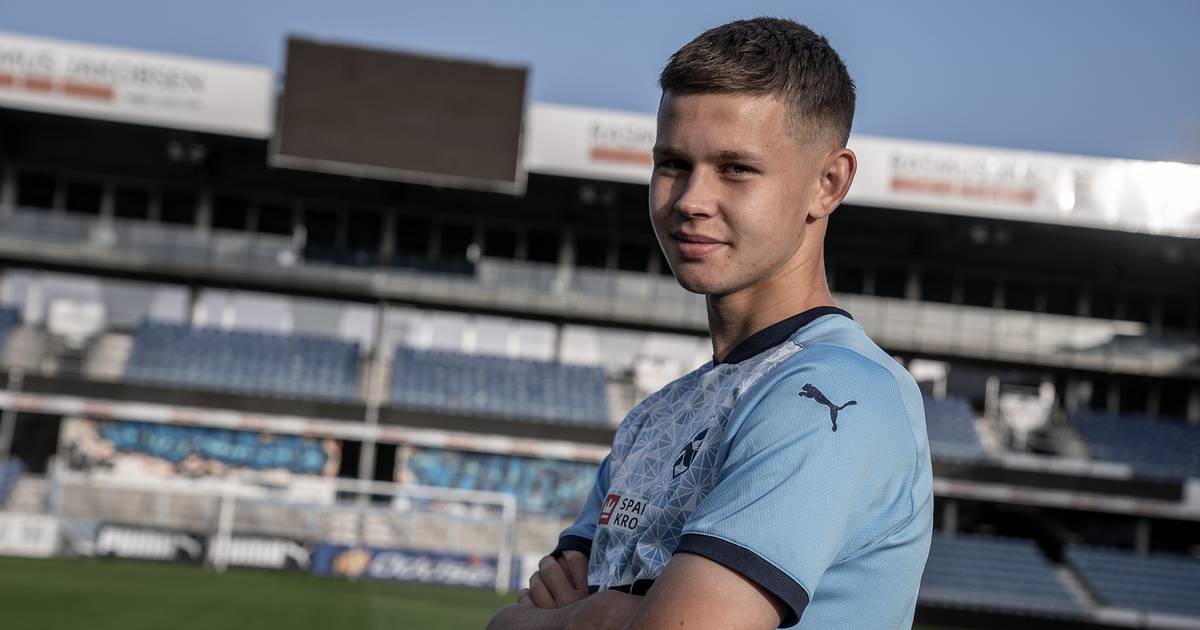 Filip Bundgaard forlænger kontrakten med Randers FC