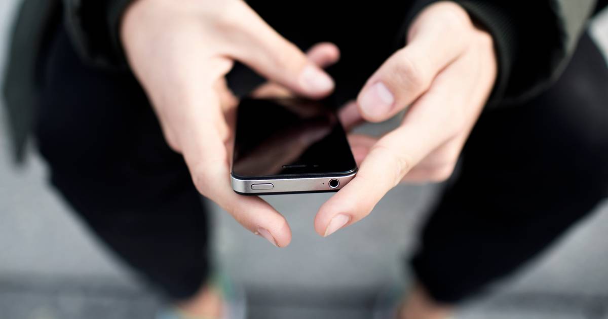 Kigger du nok op fra din telefon, når du er i det offentlige rum ...