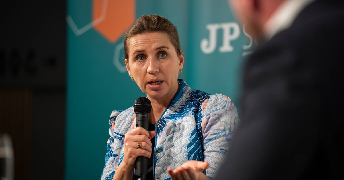 Mette Frederiksen afviser at love ekstra løn til Pia, som ellers går ...