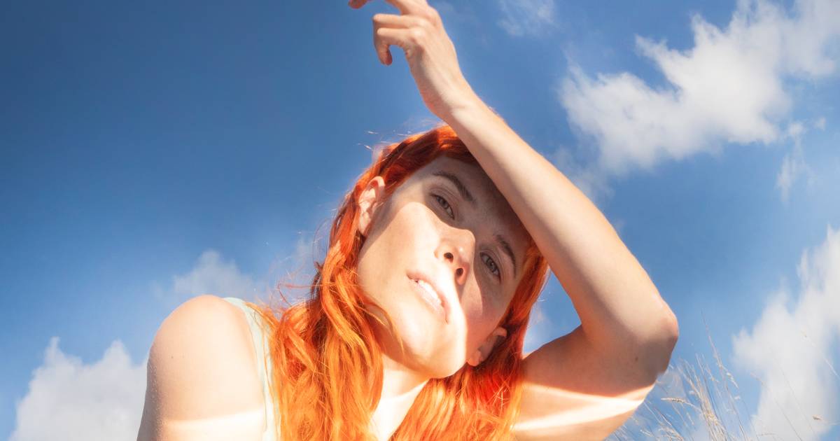 Nu synger hun på dansk, hun synger til sin kæreste, og hun rammer ...