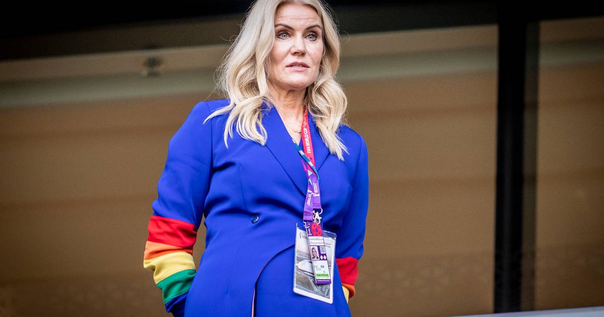 Helle Thornings kjole er gået verden rundt: Nu forklarer hun sig ...