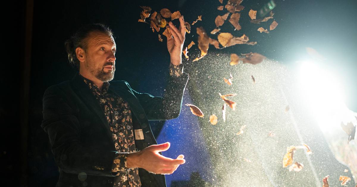 Blomstermandens vilde juleudstilling var tæt på at blomstre af, inden ...