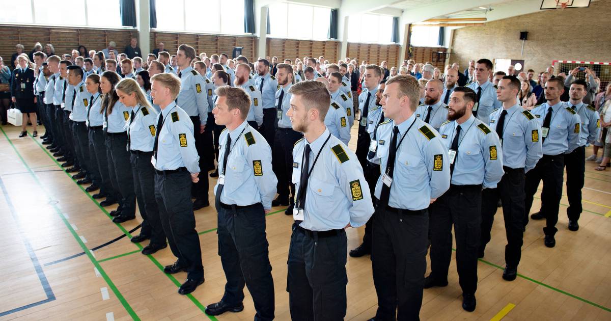 Tomme stole på Politiskolen rammer politikreds og sender et varsel til ...