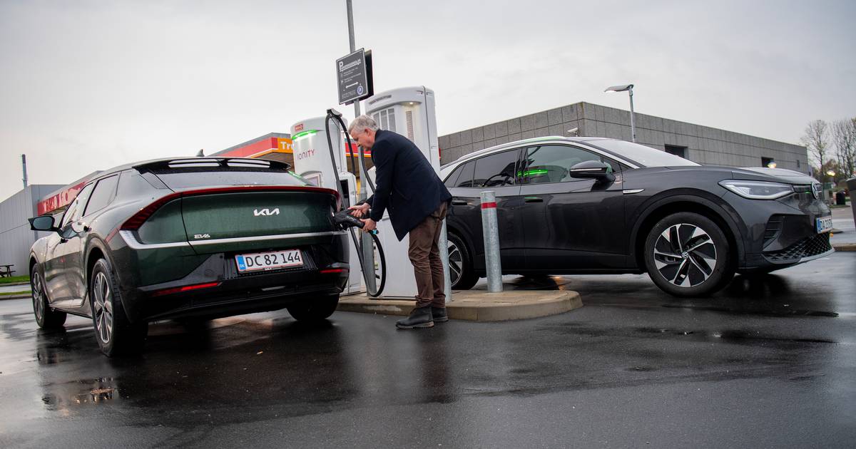 Elbil i juletrafikken: Sådan kommer du bedst igennem - Jyllands-Posten