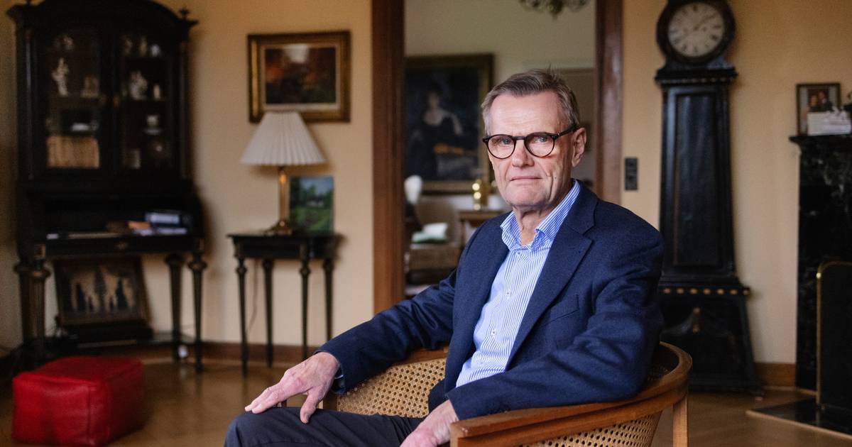 Da stjerneadvokaten var fyldt 75 år, udgav han en kærlighedsroman: Det ...