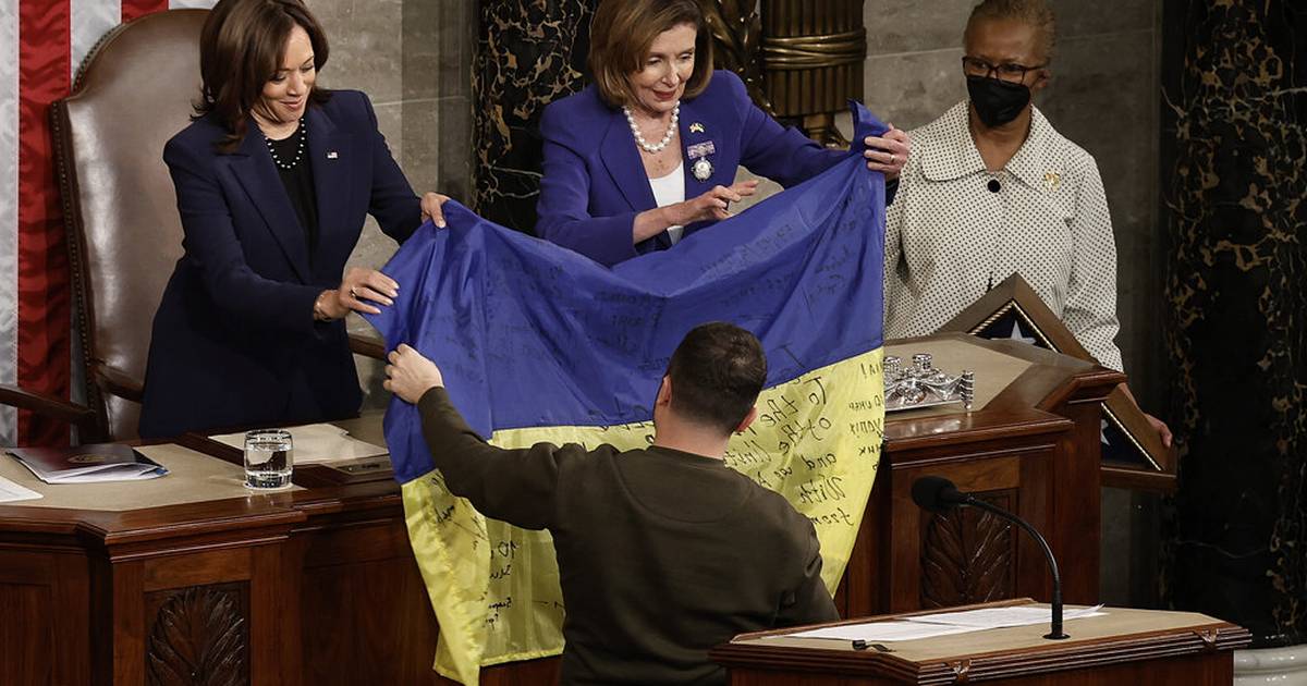 Zelenskyj tog flag fra slagmarken med til USA's Kongres