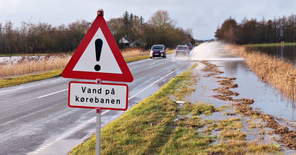 DMI varsler voldsomt vejr i weekenden: Her rammer det - Jyllands-Posten