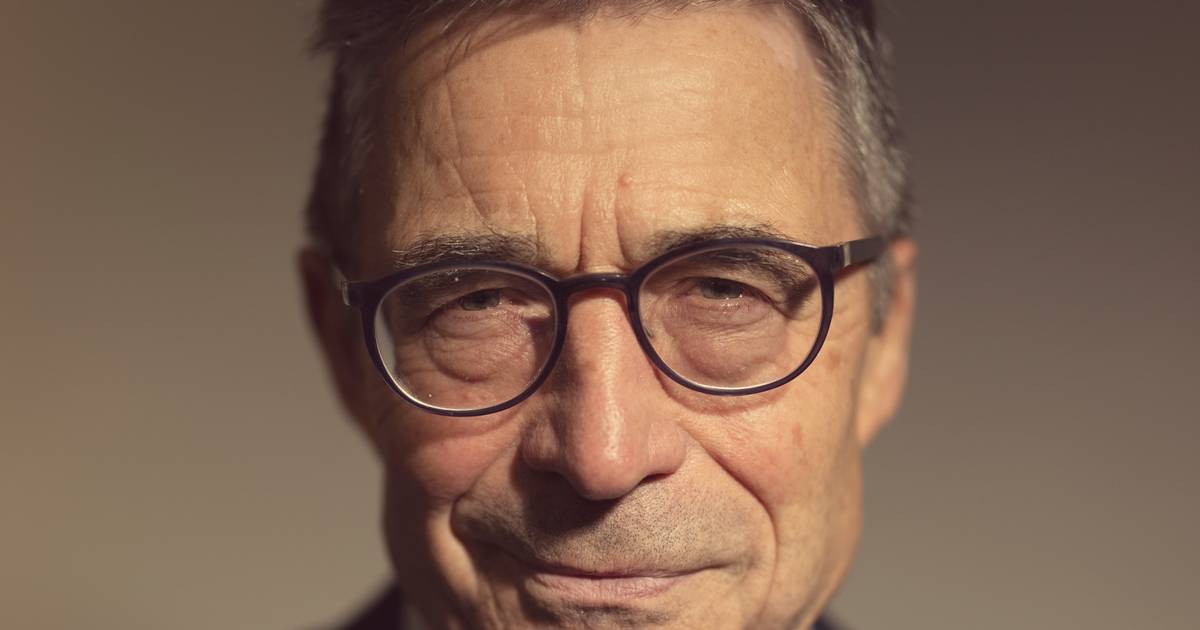 Anders Fogh Rasmussen: »Jeg har lært at kramme og kindkysse« - Jyllands ...