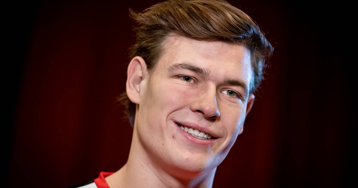 Engang grinte de af hans Netto-pose med rugbrødsmadder – i dag er det ...