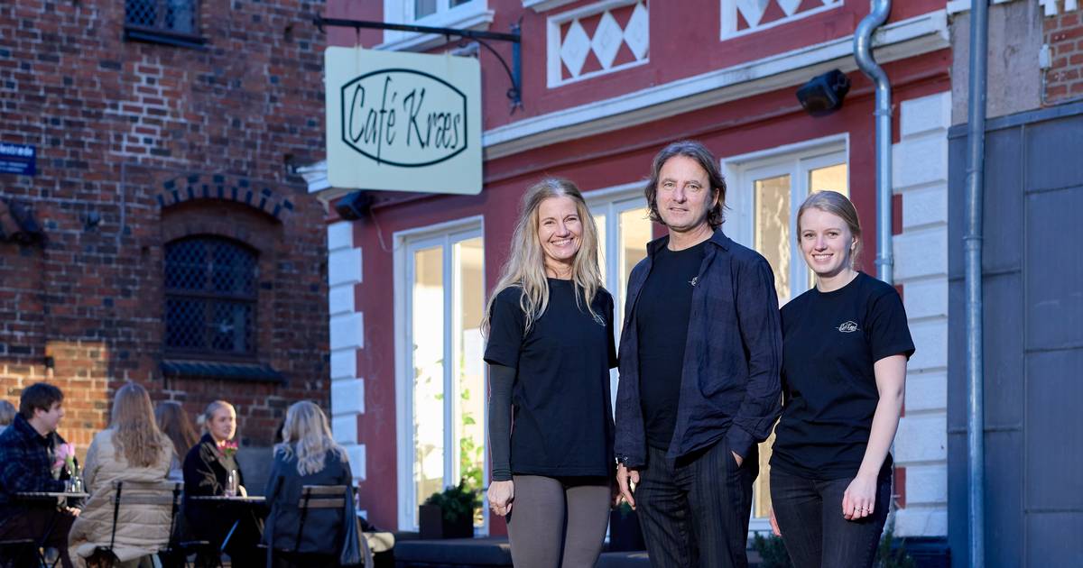 Gik med aviser for at forsørge sine drenge - nu genopliver hun populær ...