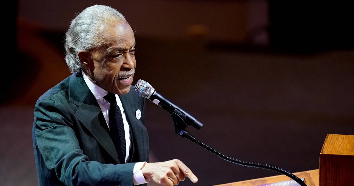 Store dele af USA fulgte Memphis-begravelse af Nichols - Jyllands-Posten