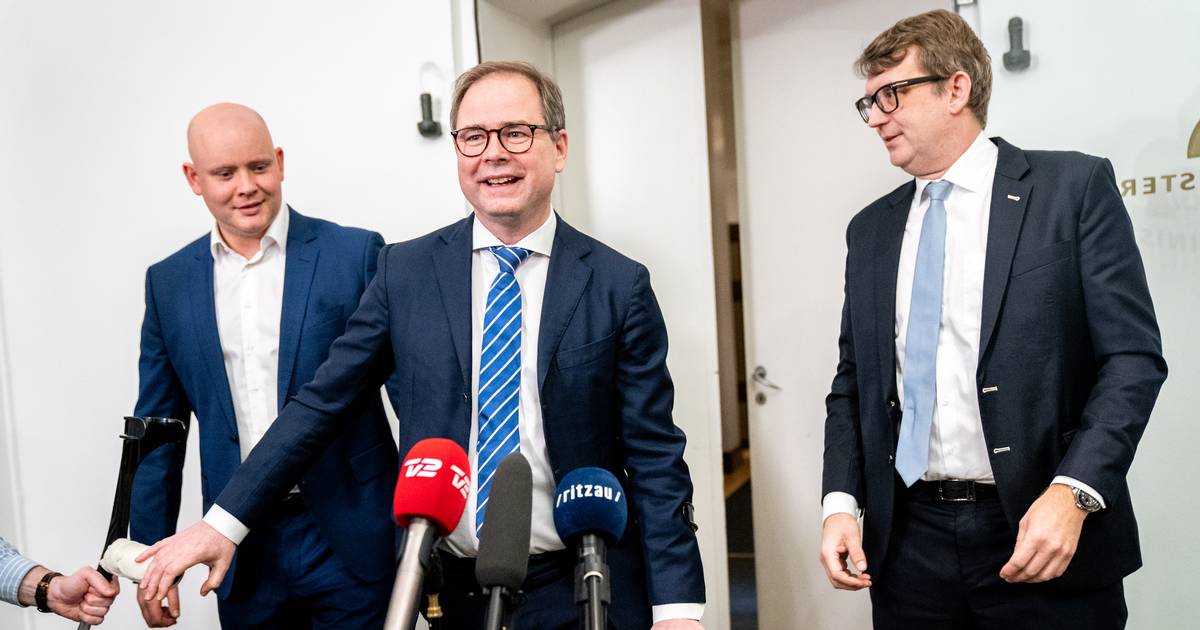 Bag lukkede døre er regeringen kommet med nye forslag til ...