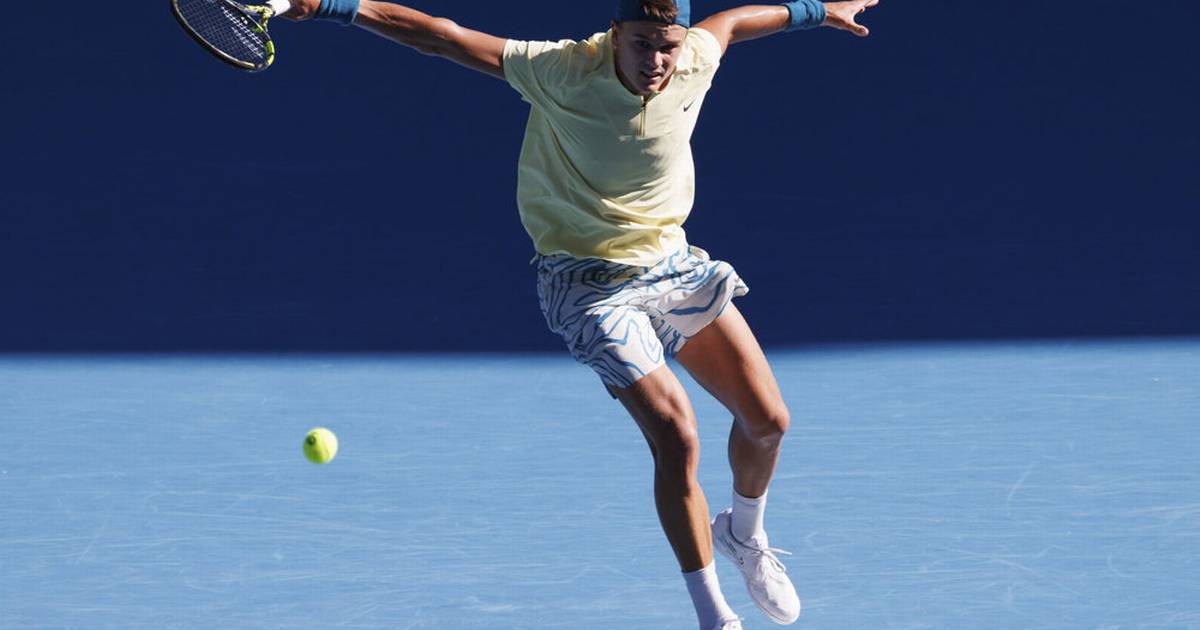 Holger Rune bankede ond schweizisk ånd og er i kvartfinalen - Jyllands-Posten