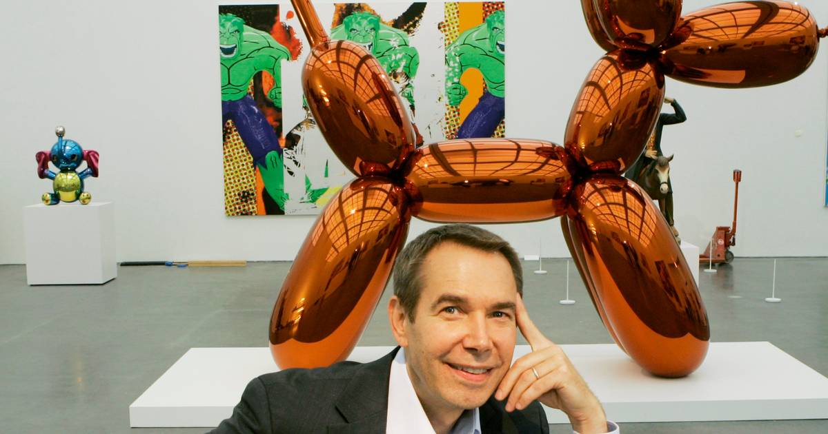 Kunstsamler smadrer ved et uheld skulptur til 292.000 kroner - Jyllands-Posten