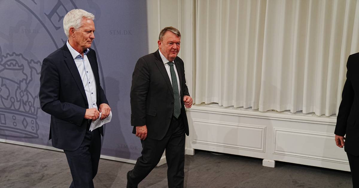 Her er gruppen af kloge hoveder, som skal redde vores sundhedsvæsen. Og ...