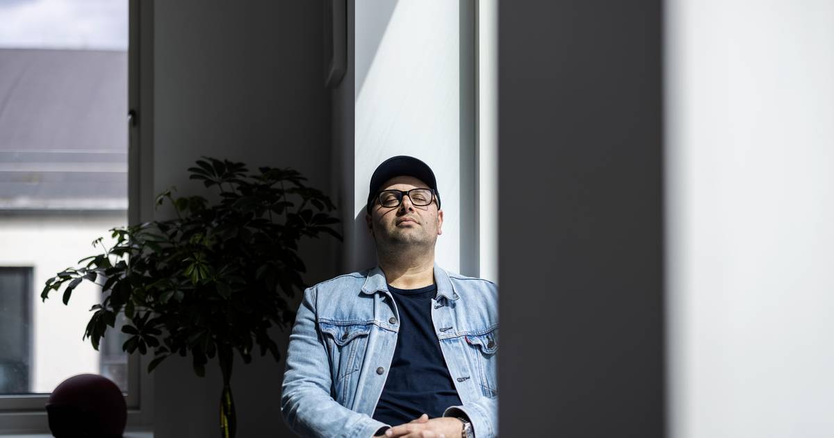 I Aarhus blev han mødt af tillid og støtte: Nu har filmskaberen Mehdi ...