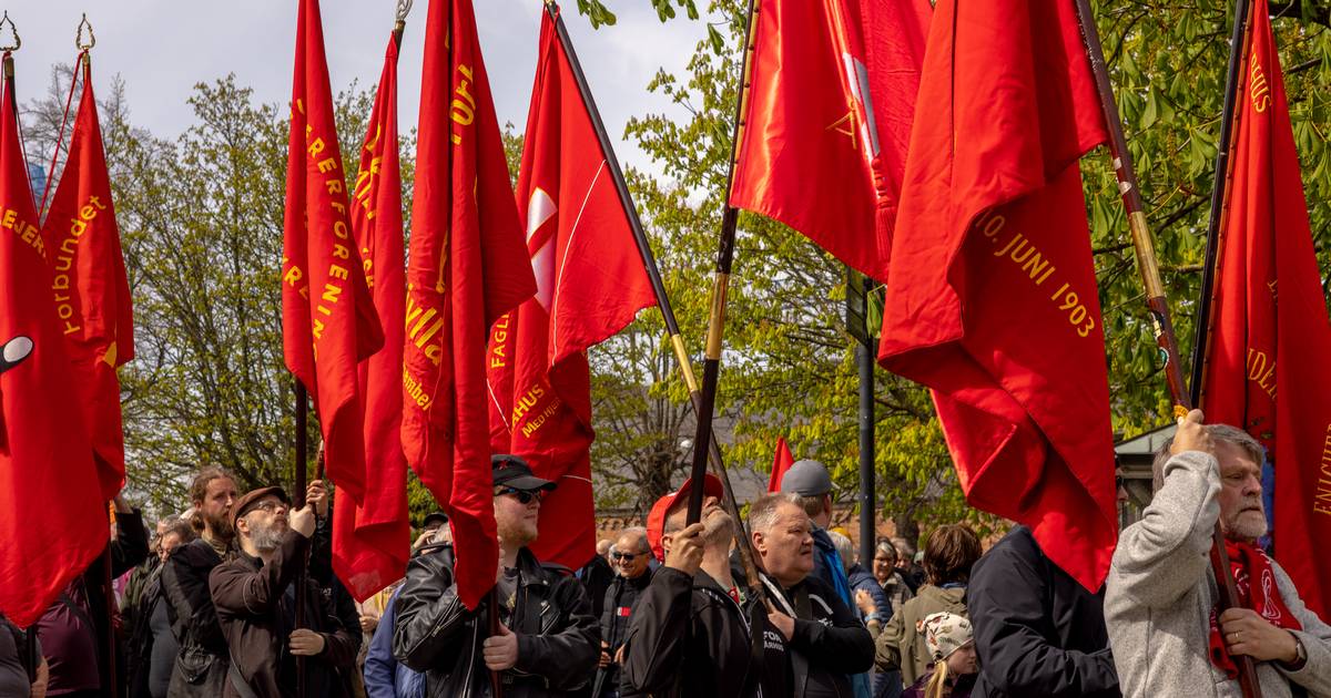 1. maj blev afholdt på traditionel manér, men uden de kendte ansigter ...