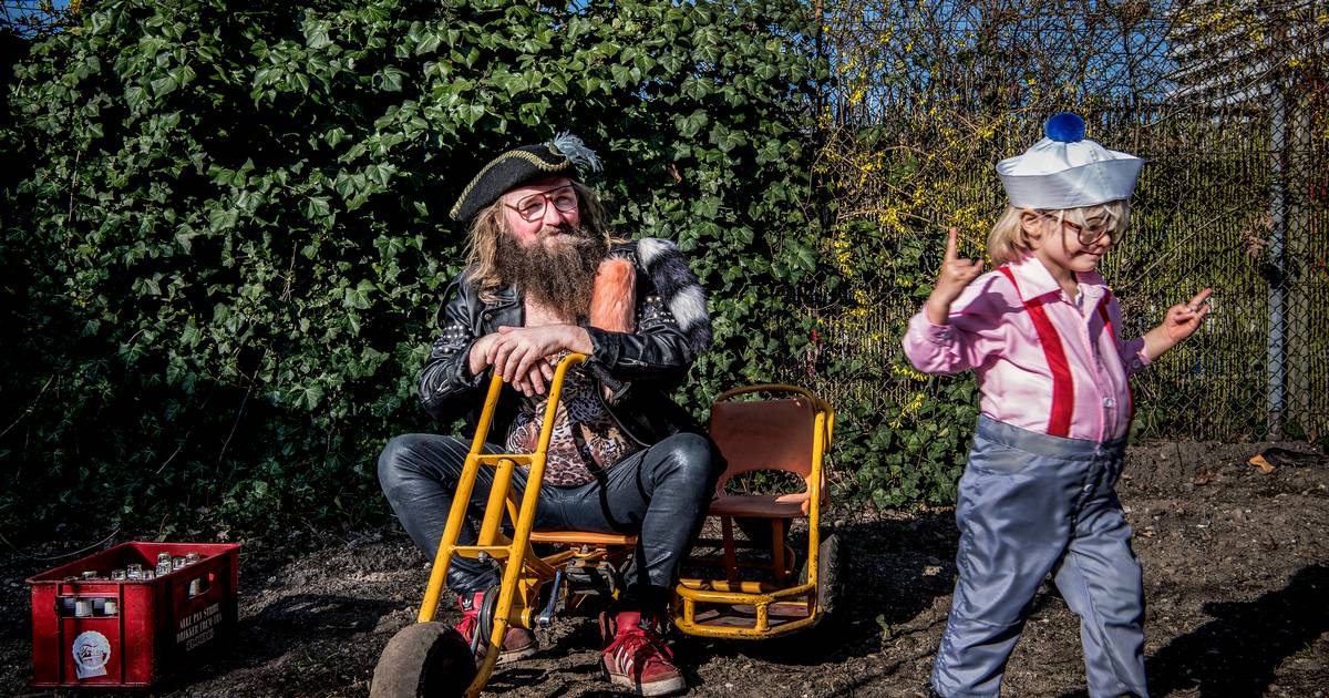 Onkel Reje fra børne-tv er sygemeldt efter trusler: »Det er ...